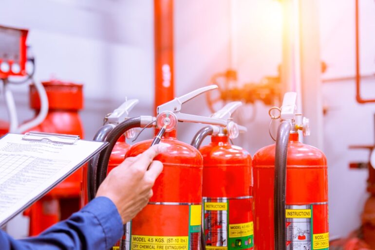 Miami Fire Extinguisher Service: Do Fire Extinguishers Expire?